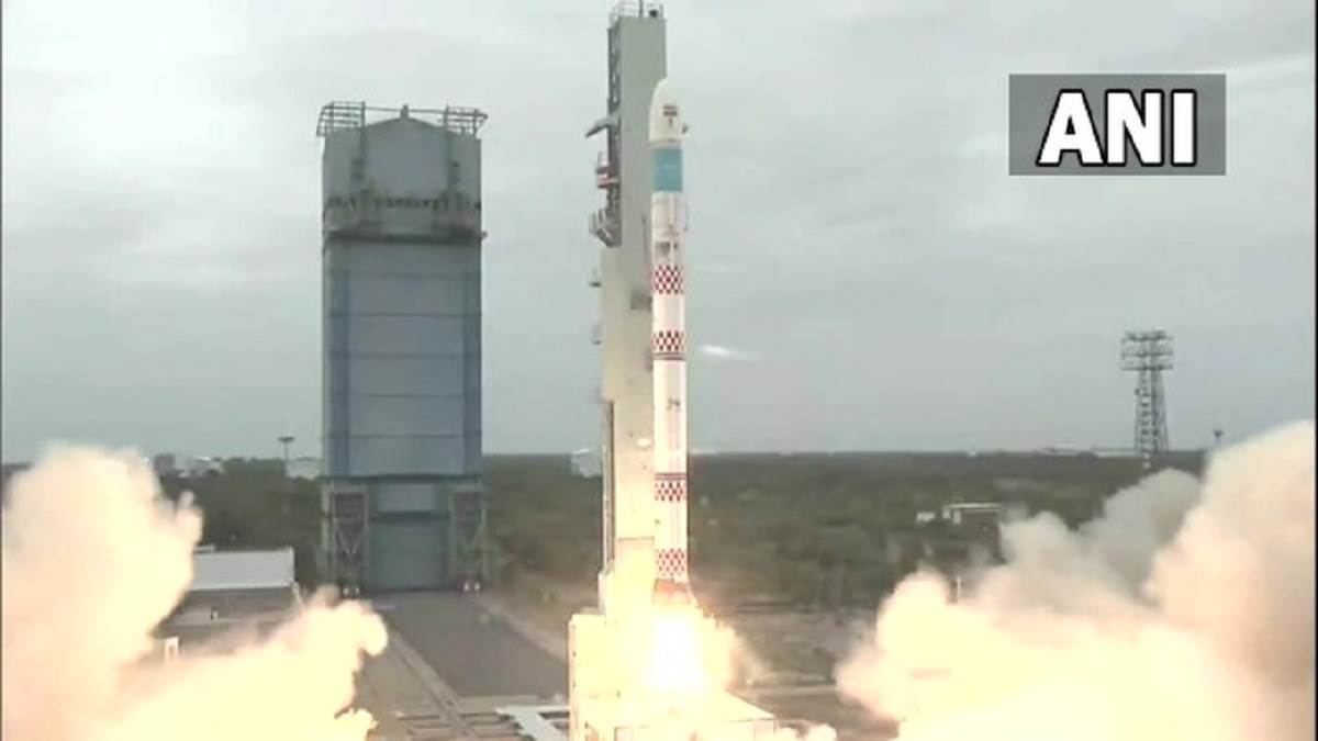 ISRO SSLV Launch: इसरो का नया रॉकेट SSLV-D1 श्रीहरिकोटा अंतरिक्ष केंद्र ...
