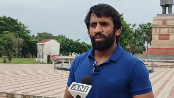 Haryana Election 2024: कांग्रेस से टिकट न मिलने पर बजरंग पूनिया ने ...