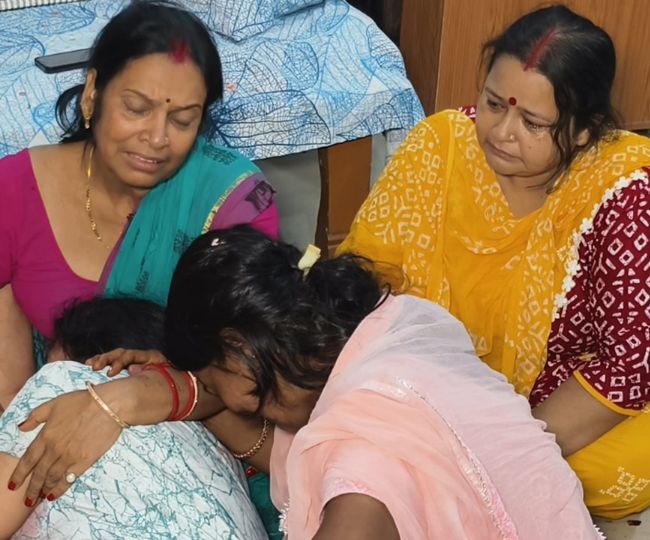 दोनाली बंदूक से कोई खुद की कनपटी में कैसे मार सकता गोली... डा.आशुतोष ...