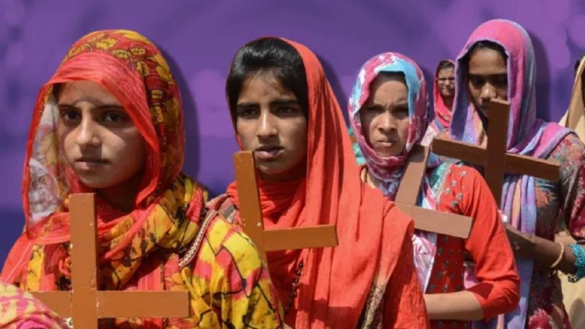 मतांतरित दलितों को आरक्षण देने पर सवाल आयोग को नए दृष्टिकोण को अपनाने ...