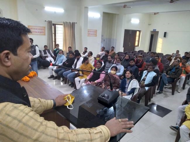 भाजपा कार्यकर्ता के साथ गलत नहीं होने दिया जाएगा बीएल वर्मा - BJP ...