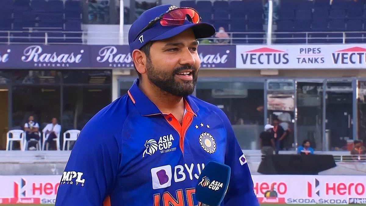 Rohit Sharma Injury: रोहित शर्मा के चोट पर आया अपडेट, फील्डिंग के दौरान ...