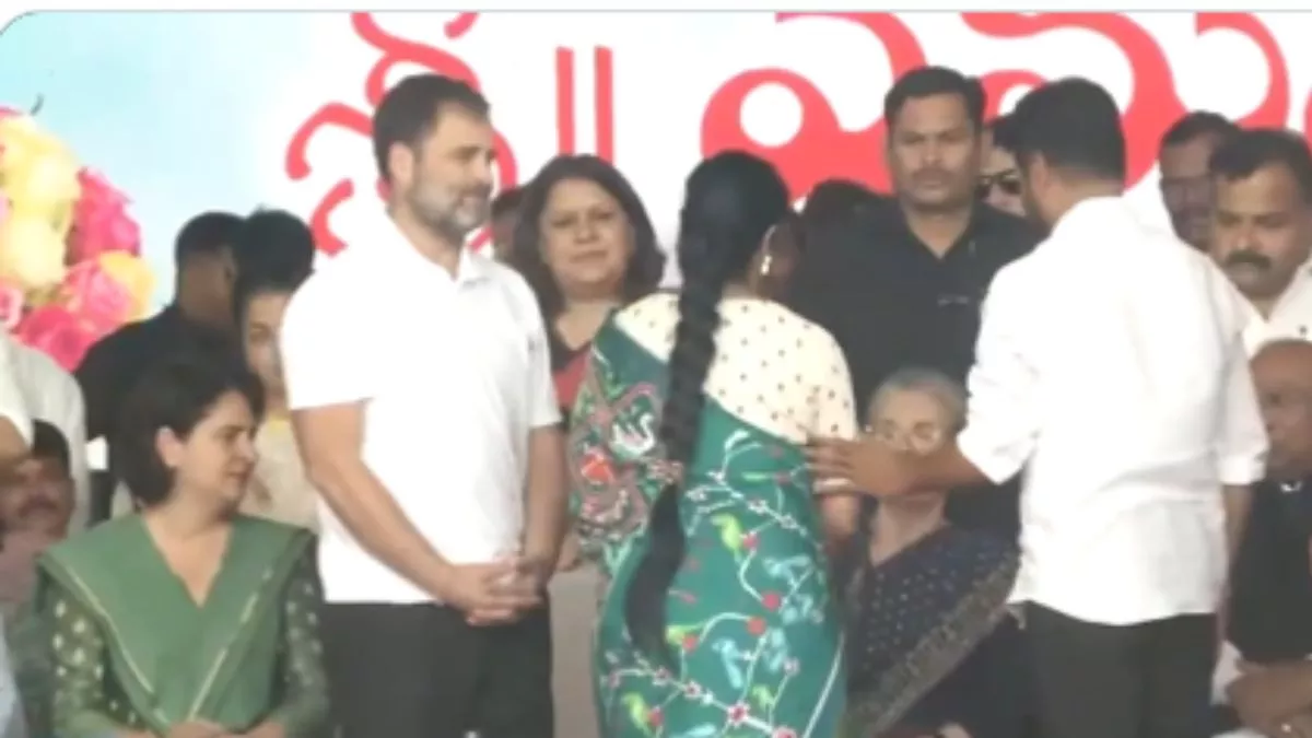 CM की ली शपथ और पत्नी का हाथ पकड़ रेवंत पहुंचे सोनिया गांधी के पास ...