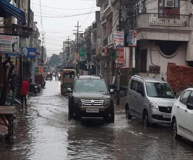 आसमान से लगातार बरसी आफत की बारिश, जानिए मेरठ के मौसम का हाल - Meerut ...