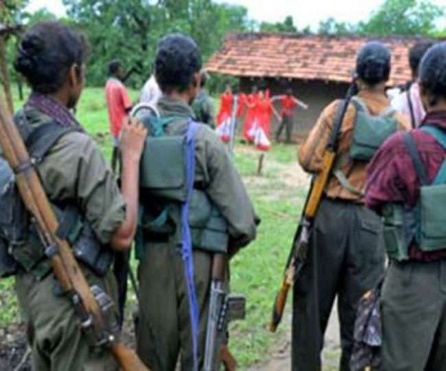 झारखंड के 16 ज‍िलों में 113 नक्‍सली पुल‍िस के ल‍िए साब‍ित हो रहे स ...