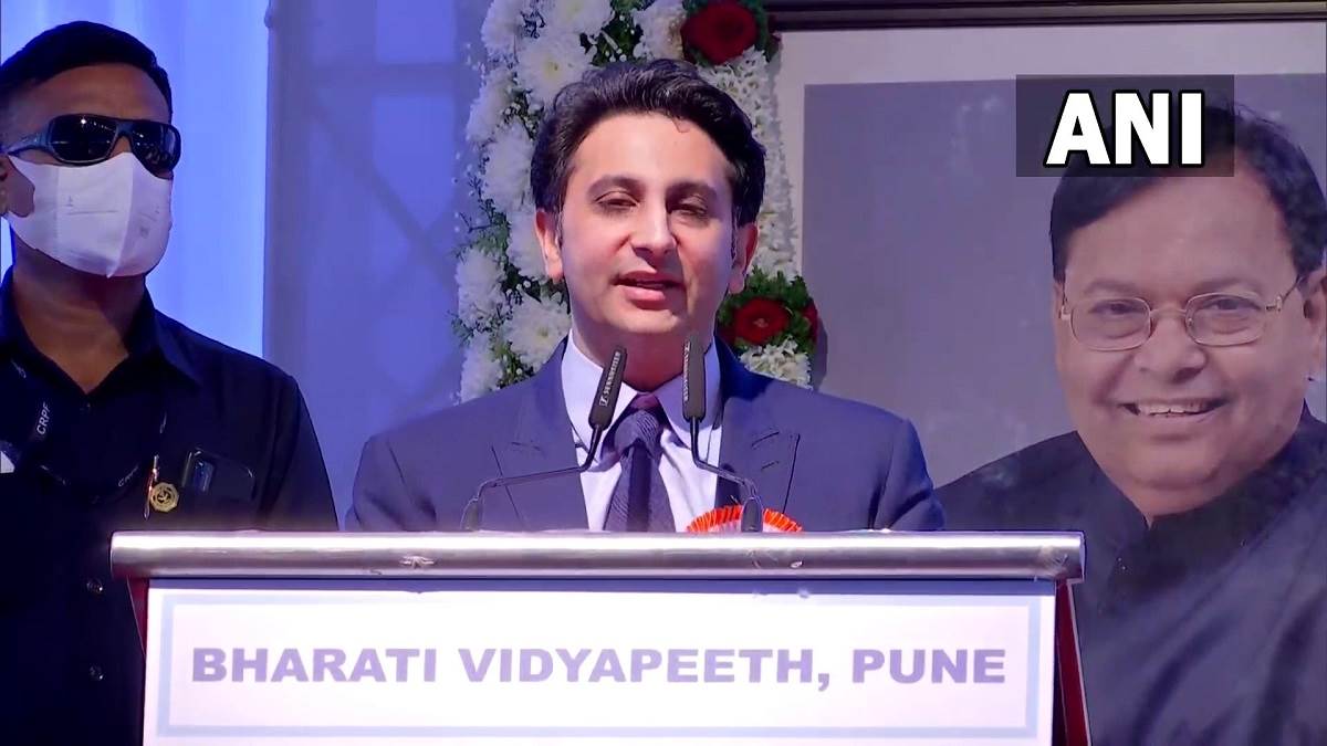 सीरम इंस्टीट्यूट ऑफ इंडिया के सीईओ अदार पूनावाला ने कहा, आज हर कोई भारत ...