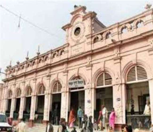 वाराणसी में एनक्वास के तहत एसएसपीजी मंडलीय चिकित्सालय का केंद्रीय टीम ...