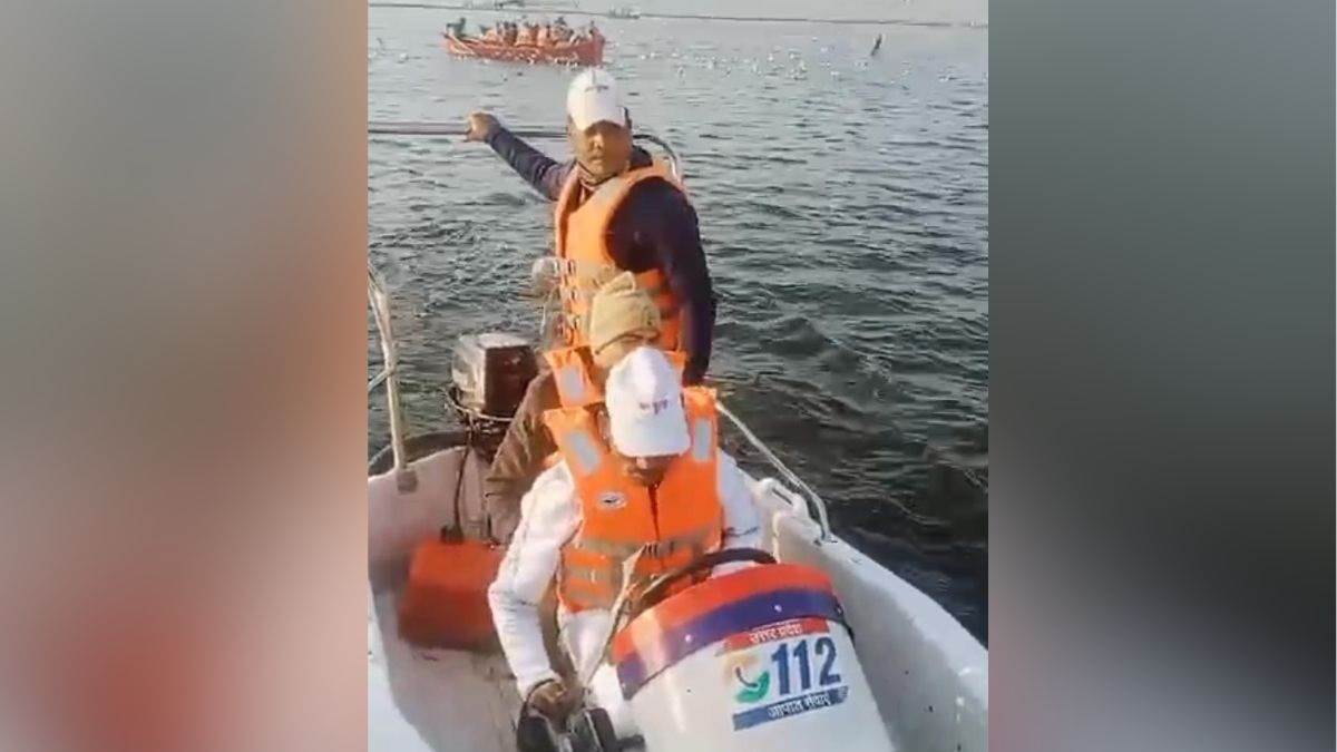 Mauni Amavasya 2024: थल के साथ जल में भी मदद के लिए तैयार UP-112, स्टाल ...