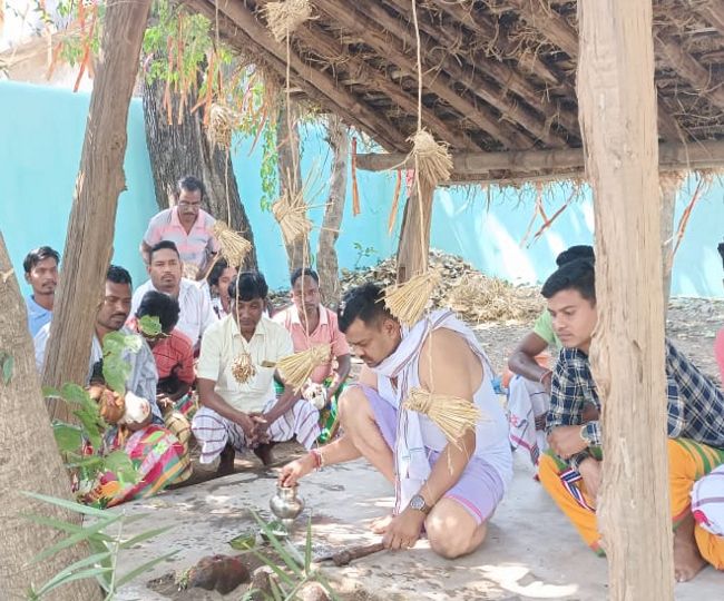 कीताडीह में मनाया गया प्रकृति उपासना का महापर्व बाहा बोंगा - Baha Bonga ...