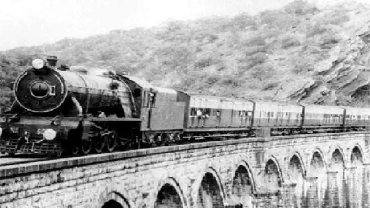 16 अप्रैल 1853 भारत में इसी दिन बॉम्बे से ठाणे के बीच चली थी पहली ट्रेन First Train