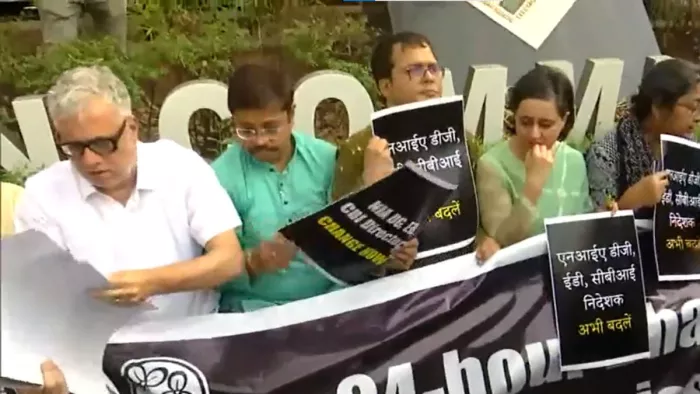 Lok Sabha Election: फिर गरमाया केंद्रीय एजेंसियों के दुरुपयोग का मुद्दा, टीएमसी नेताओं ने EC से ...