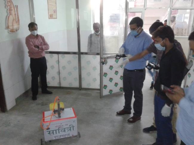 दो रोबोट से संचालित होगा आइसोलेशन वार्ड