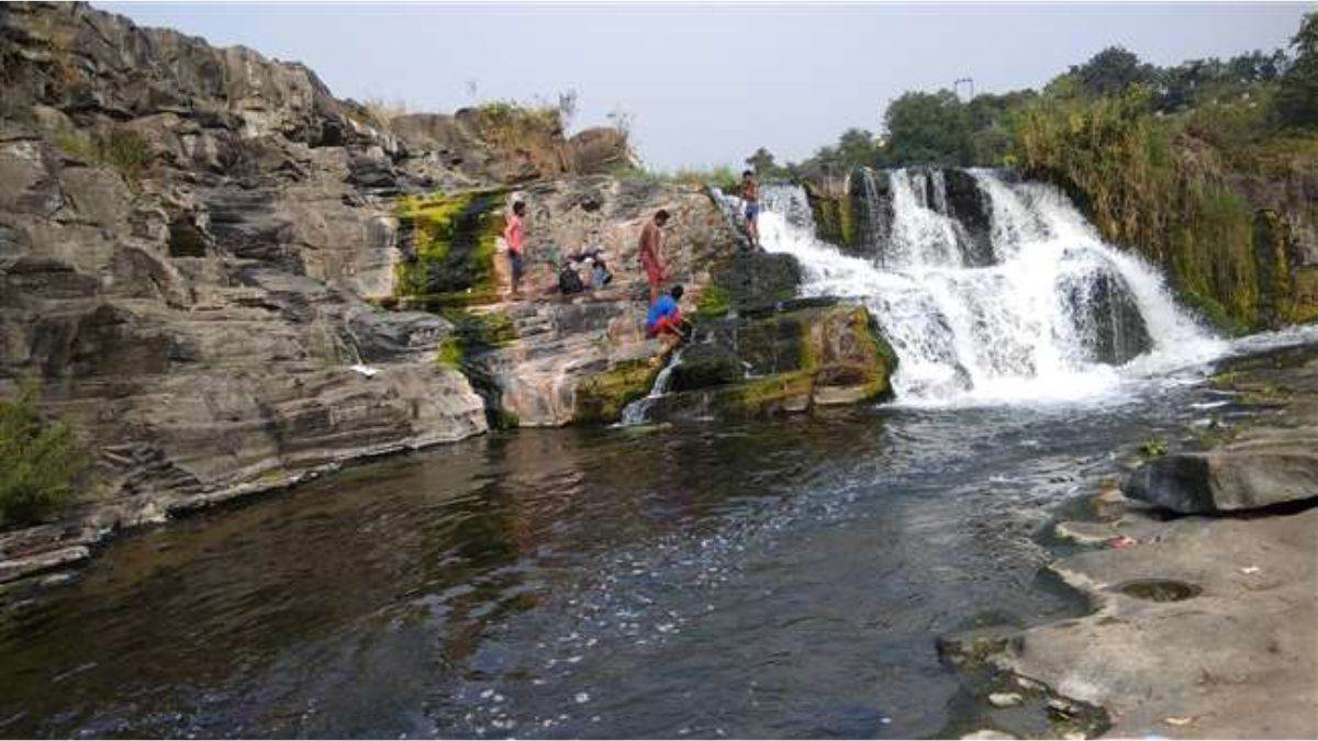 Dhanbad: गोताखोरों ने निकाला भटिंडा में डूबे शुभम का शव, मॉर्निंग वॉक ...