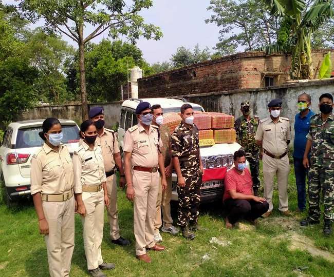 पूर्वी चंपारण में 1.90 क्विंटल गांजा के साथ एक गिरफ्तार, नेपाल से ...