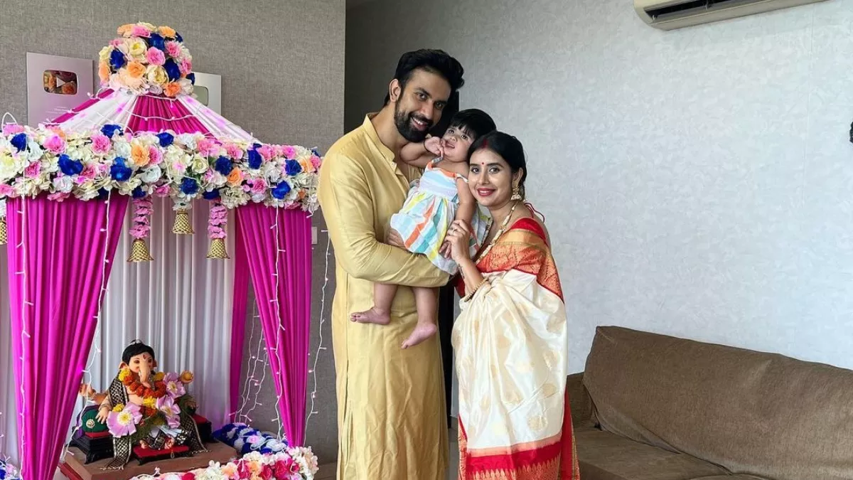 Charu-Rajeev Got Divorced: शादी के तीन साल बाद चारु असोपा और राजीव सेन ... Charu-Rajeev Got Divorced: शादी के तीन साल बाद चारु असोपा और राजीव सेन ...