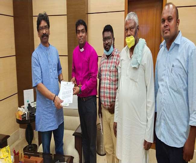 Corona in Dhanbad News Update वाया टुंडी विधायक मुख्यमंत्री दफ्तर तक ...