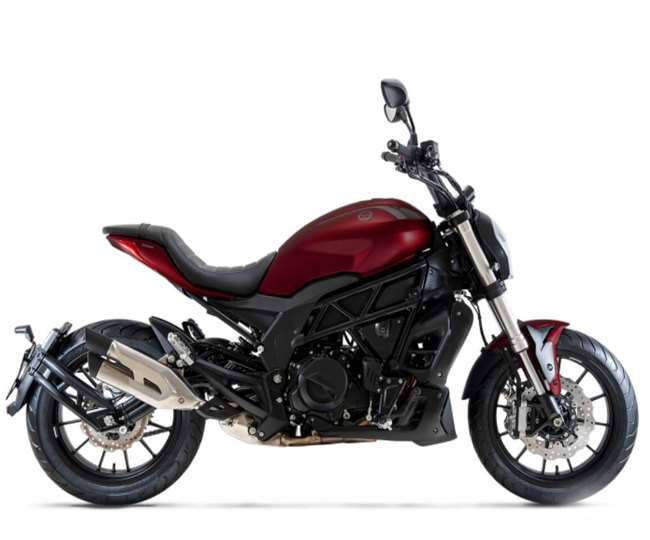 महज 10 हजार में शुरू हुई Benelli 502c क्रूजर बाइक की बुकिंग, जानें क्या ...