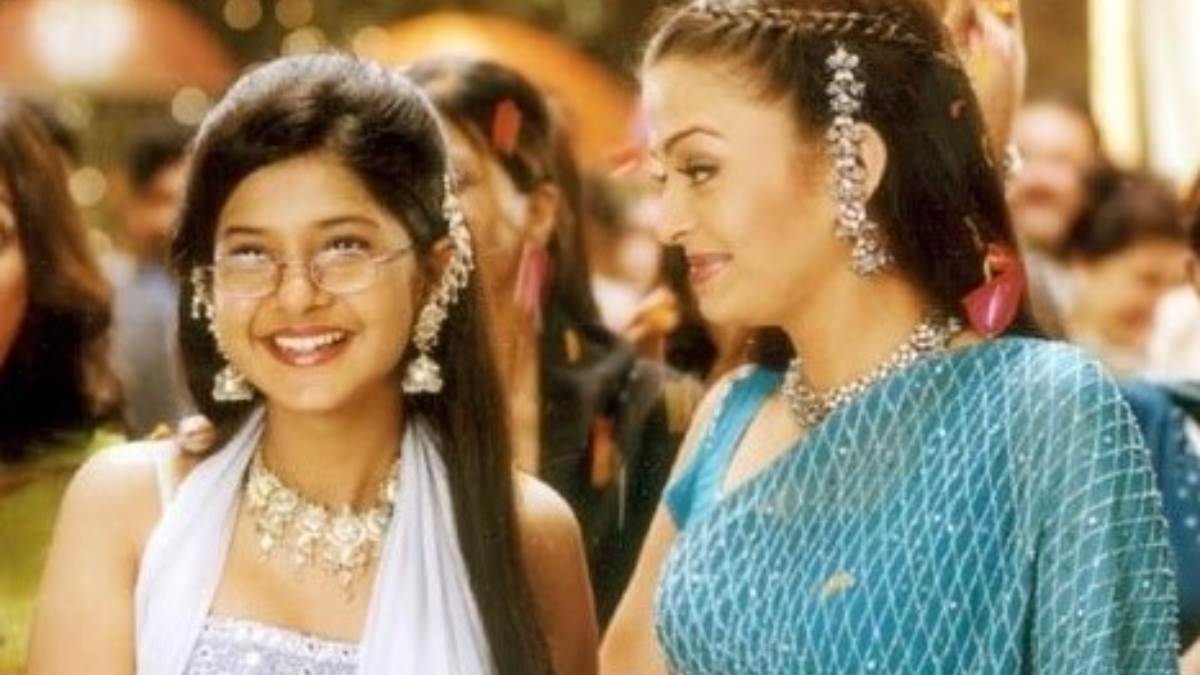 Aishwarya Rai के साथ मुस्कुराती हुई ये बच्ची है टीवी की सुपरस्टार, आमिर ...