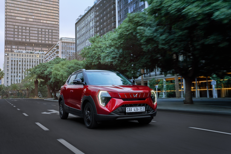 Mahindra XUV 3XO का नया वेरिएंट लॉन्च, स्टाइलिश लुक और एडवांस फीचर्स से ...