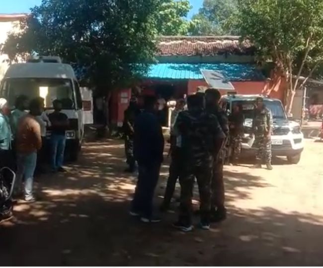 Latehar News: सीआरपीएफ जवान की मौत, खुद के इंसास राइफल से चली गोली ...