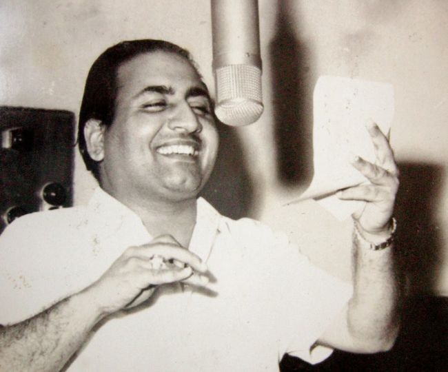 तेज बुखार में Mohammed Rafi ने गाया था ये गाना, Dharmendra की ...