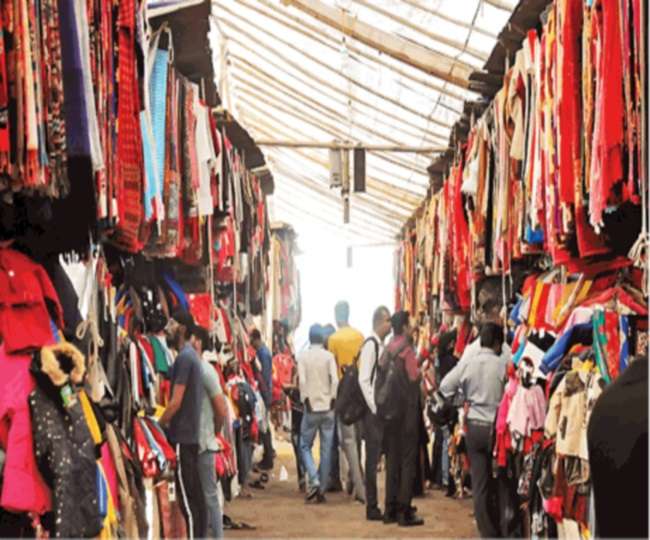 जमशेदपुर में सज गया ऊनी कपड़ों का बड़ा तिब्बत मार्केट: लेदर जैकेट और ...