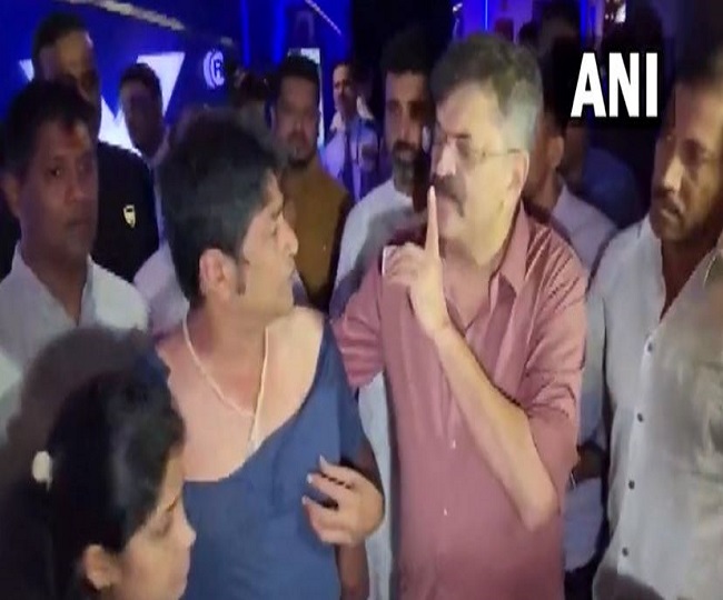 VIDEO: एनसीपी नेता जितेंद्र अवध ने छत्रपति शिवाजी पर बनी फिल्म की ...