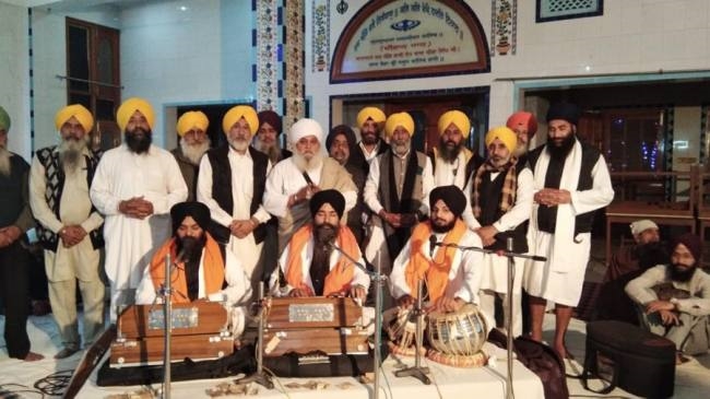 महान गुरमति समागम में कीर्तन से संगत को किया निहाल - Local Guruparva ...