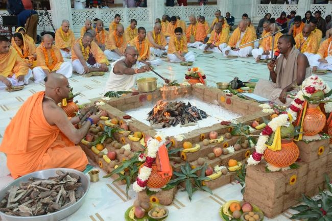 इस्कान मंदिर के समारोह में आइआइटियंस ने ली दीक्षा - More than 100 ...