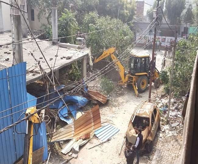 LDA Action: लविप्रा ने चलाया जियामऊ-चिनहट में अवैध निर्माण पर बुलडोजर ...