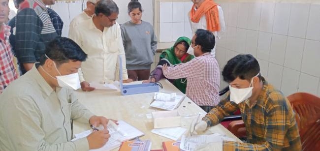 कोरोना को लेकर स्वास्थ्य विभाग सक्रिय जिला अस्पताल पहुंची टीम - Health ...