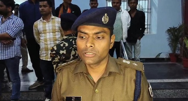 Ara News: आरा में अचानक होने लगी फायरिंग, गोली मारकर भाग रहे अपराधियों ...