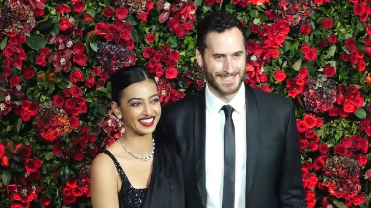 Radhika Apte Husband Benedict Taylor: शादीशुदा है राधिका आप्टे, 2012 ...