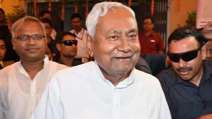 Manish Verma JDU: कौन हैं पूर्व IAS मनीष वर्मा, जिन्हें CM नीतीश कुमार दे सकते हैं बड़ी ...