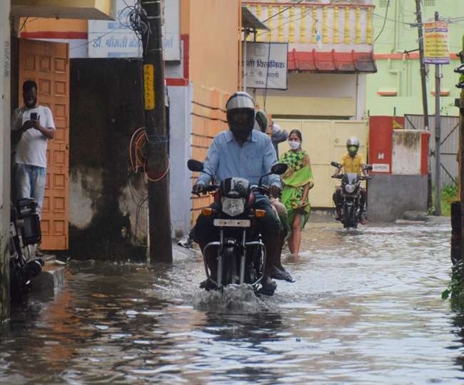 Dhanbad Weather Forecast: तीन दिन से धनबाद पर बदरा मेहरबान, माैसम विभाग ...