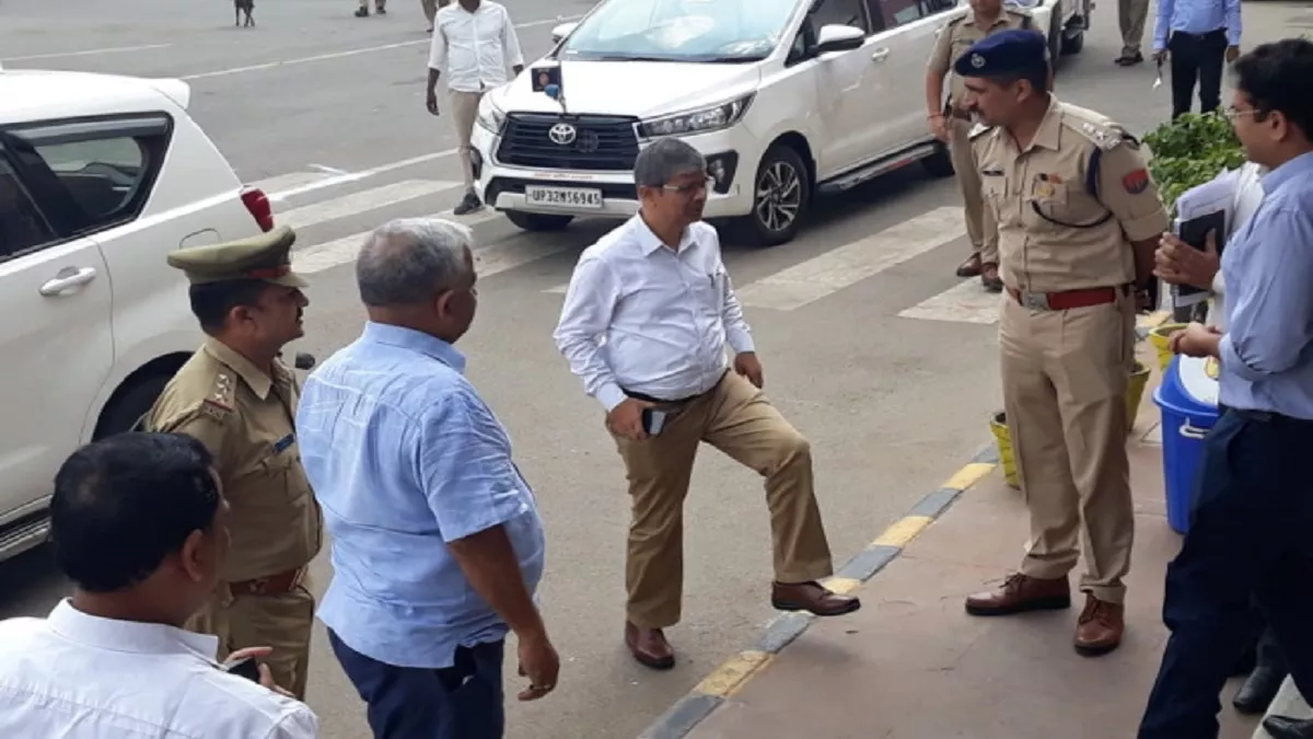 Mathura Tourism: पूर्व एसीएस होम अवनीश अवस्थी ने मथुरा में पर्यटन ...