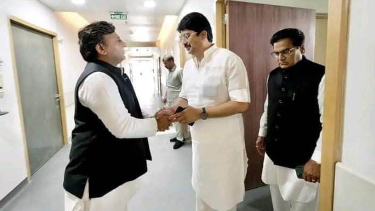 Mulayam Singh Yadav मुलायम सिंह यादव की हालत अब भी नाजुक रघुराज प्रताप ... Mulayam Singh Yadav मुलायम सिंह यादव की हालत अब भी नाजुक रघुराज प्रताप ...