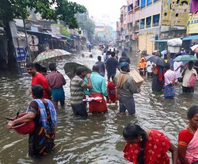 Weather Update: इन राज्यों में अगले 2 दिन भारी बारिश की चेतावनी, स्कूल ... Weather Update: इन राज्यों में अगले 2 दिन भारी बारिश की चेतावनी, स्कूल ...