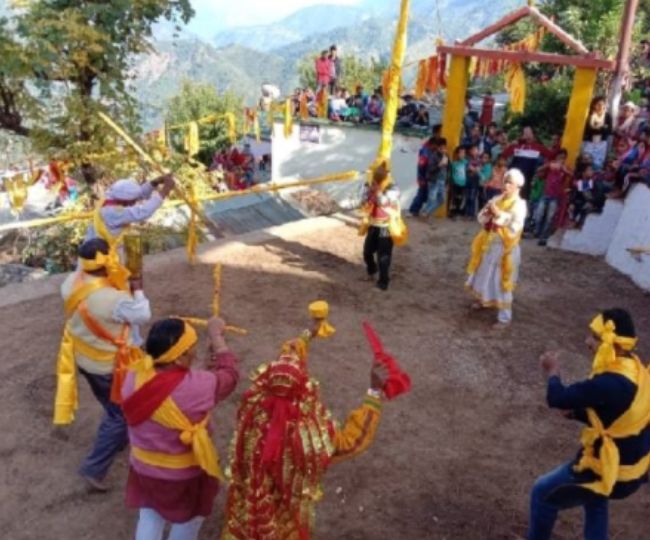 Uttarakhand News: द्वापर युग से जुड़ी है यह अनोखी परंपरा, आज भी ...