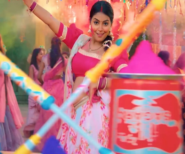 Bhojpuri Holi Song: शिवानी सिंह का नया होली गीत 'रंगवा खेलत में' रिलीज ...