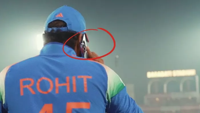 Rohit Sharma आईफोन नहीं, ये मोबाइल करते हैं यूज, मैच के बाद वाइफ को कॉल ...