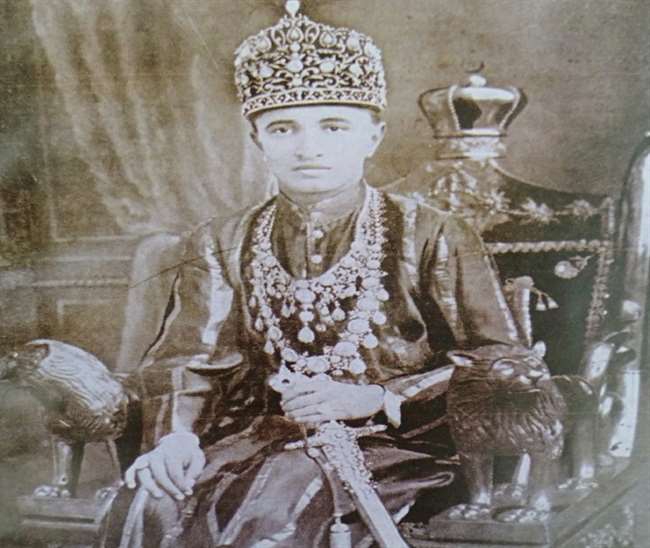 होली पर आज भी गाए जाते हैं नवाब रजा अली खां के लिखे गीत Rampur News ...