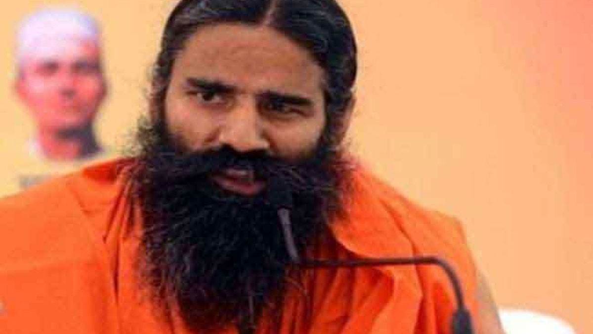 राहुल गांधी पर बाबा रामदेव ने साधा निशाना, कहा- हिंदुस्तान का खाते हैं ...