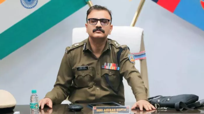 Jharkhand News: 'जेल के अंदर से भी अपराधी...', झारखंड के DGP ने किया ...