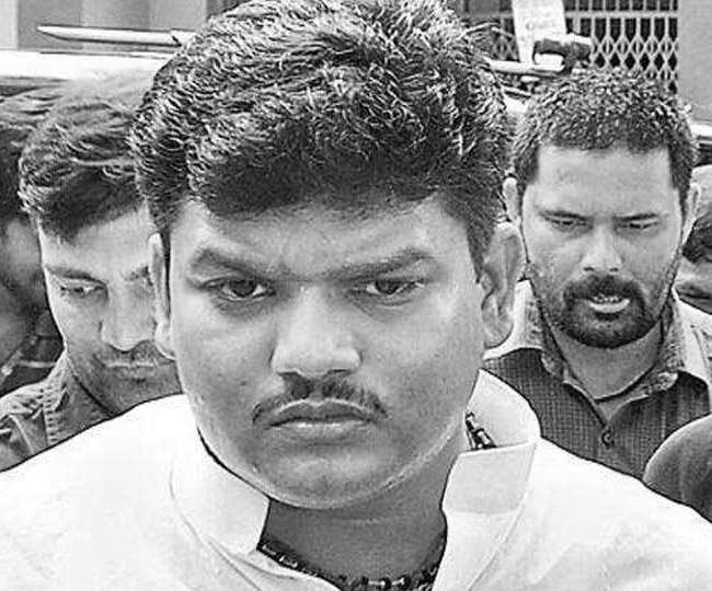 झरिया की विधायक पूर्णिमा के देवर डिप्टी मेयर एकलव्य से मांगी गई रंगदारी ...