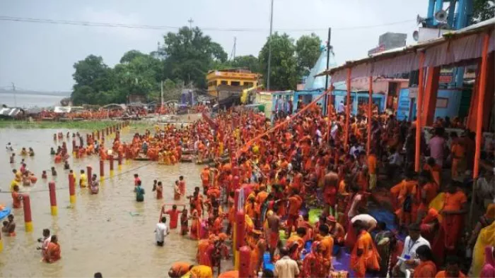 श्रावणी मेला 2022 : बाबा भोले के दरबार में जाने वाले शिवभक्‍त कांवरियों ...