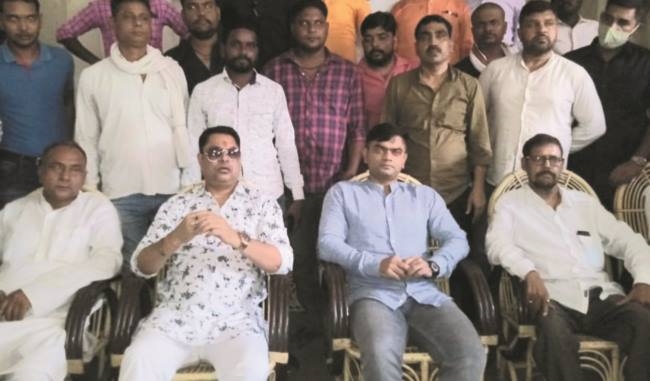 दुश्मनी भूल सूर्यदेव व सकलदेव के वारिशों ने मिलाया हाथ - The heirs of Suryadev Singh and ...