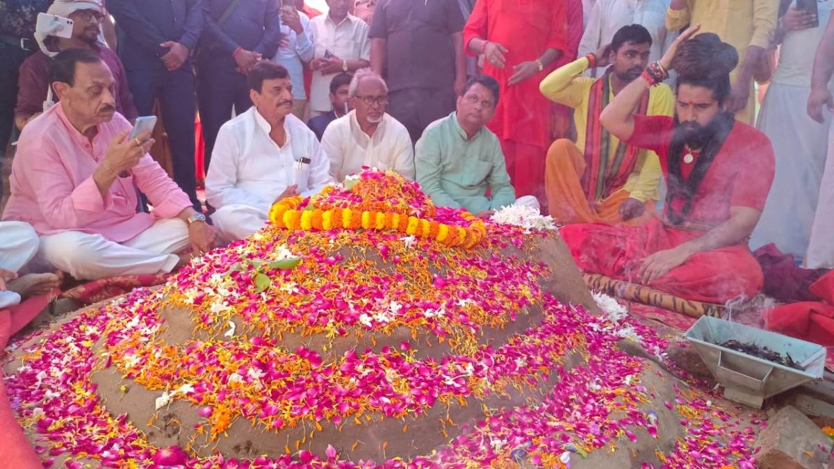 narendra-giri-death-anniversary