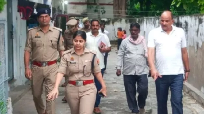 एक्शन में आईं IPS दीक्षा शर्मा, पुलिस कालोनियों का किया निरीक्षण; बोली ...