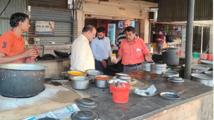 पनीर की सब्‍जी में मरा हुआ चूहा न‍िकलने के बाद बंद हो गया था ढाबा, 9वें ...